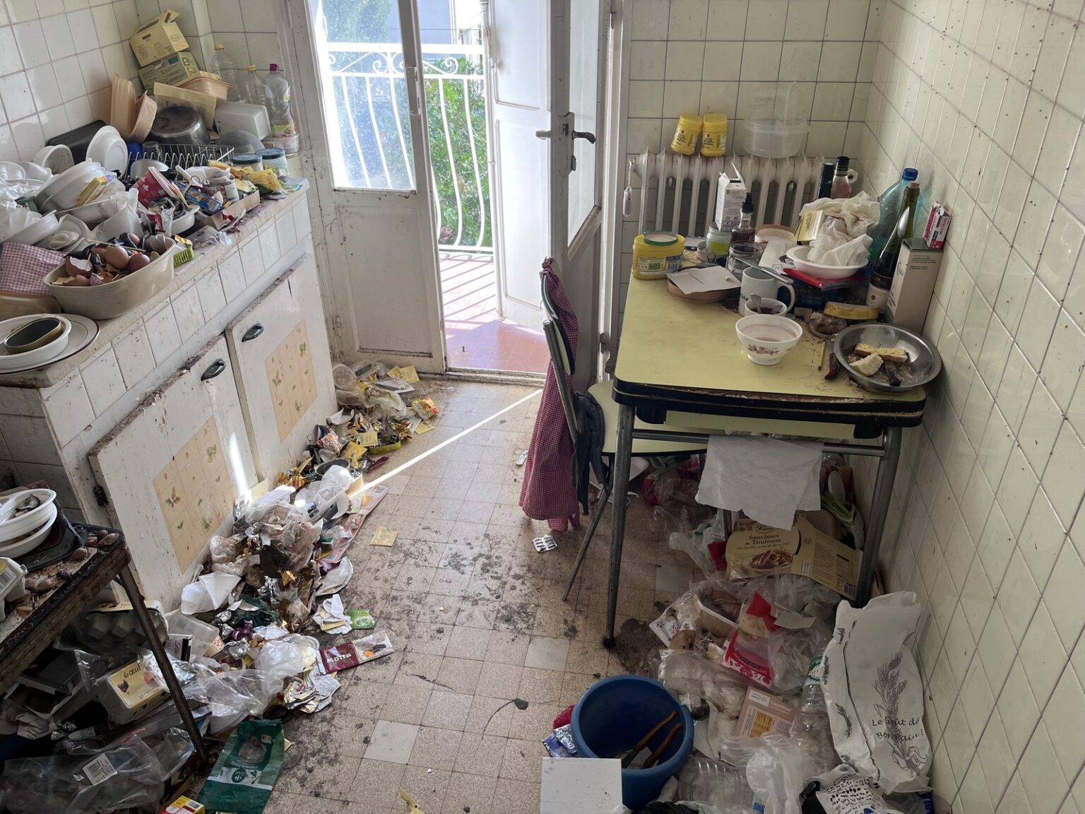 Comment vider une maison syndrome de Diogène ? - Sinope Service